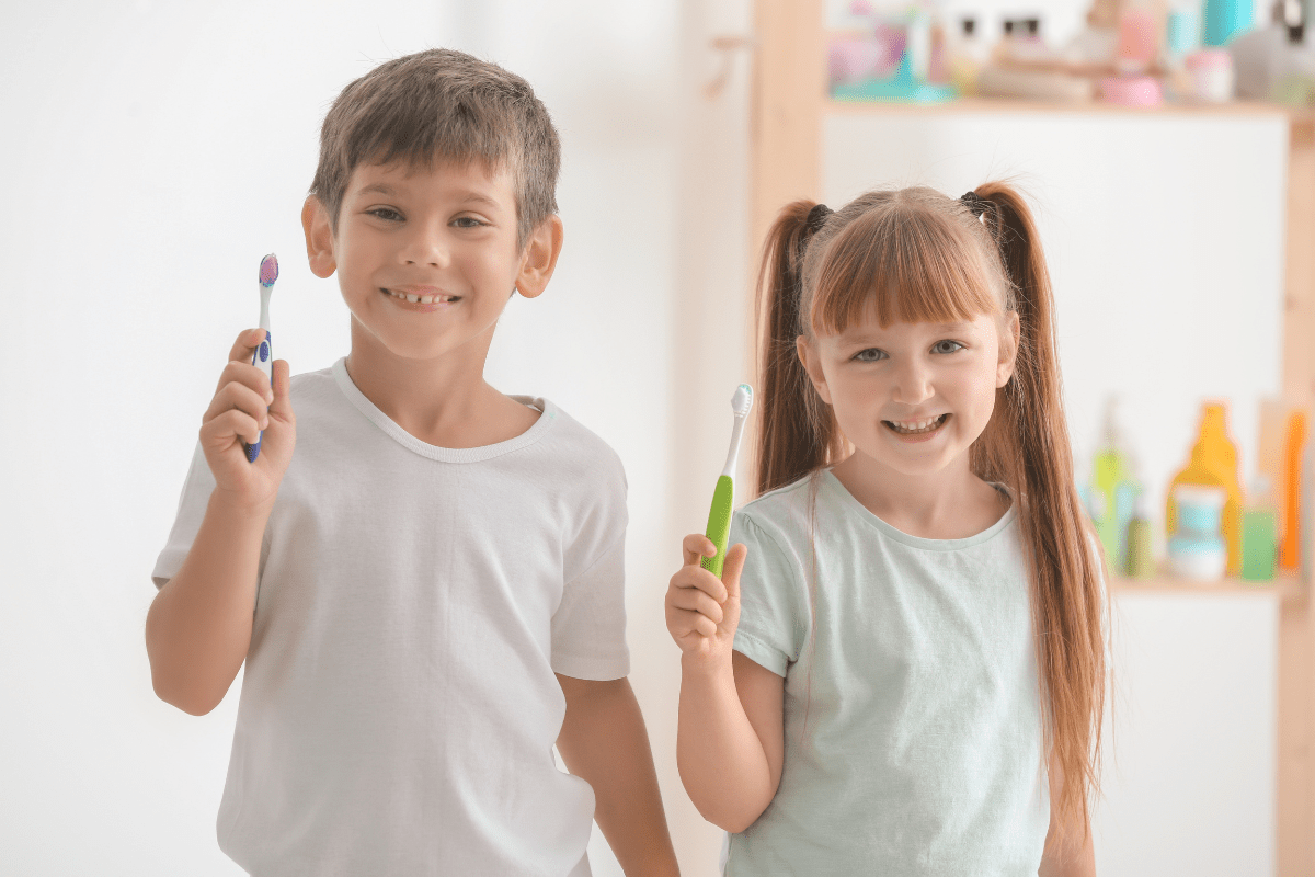 Dientes negros en niños: posibles causas y cómo actuar - Simon Blas